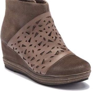 Antelope | Shoes | Antelope Laser Cut Leather Wedge Booties 4 Nwt ...